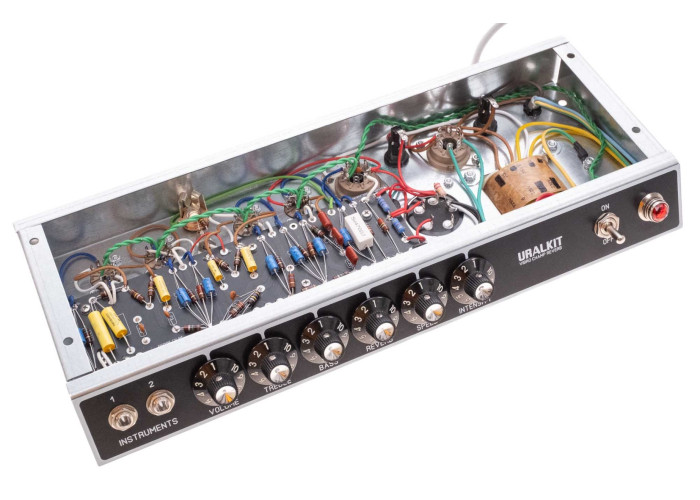 UT Vibro Champ Reverb Kitara Vahvistinrakennussarja