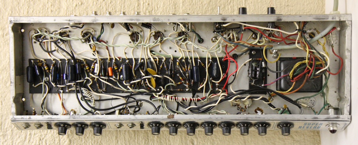 Fender Super Reverb -76 - UralTone info